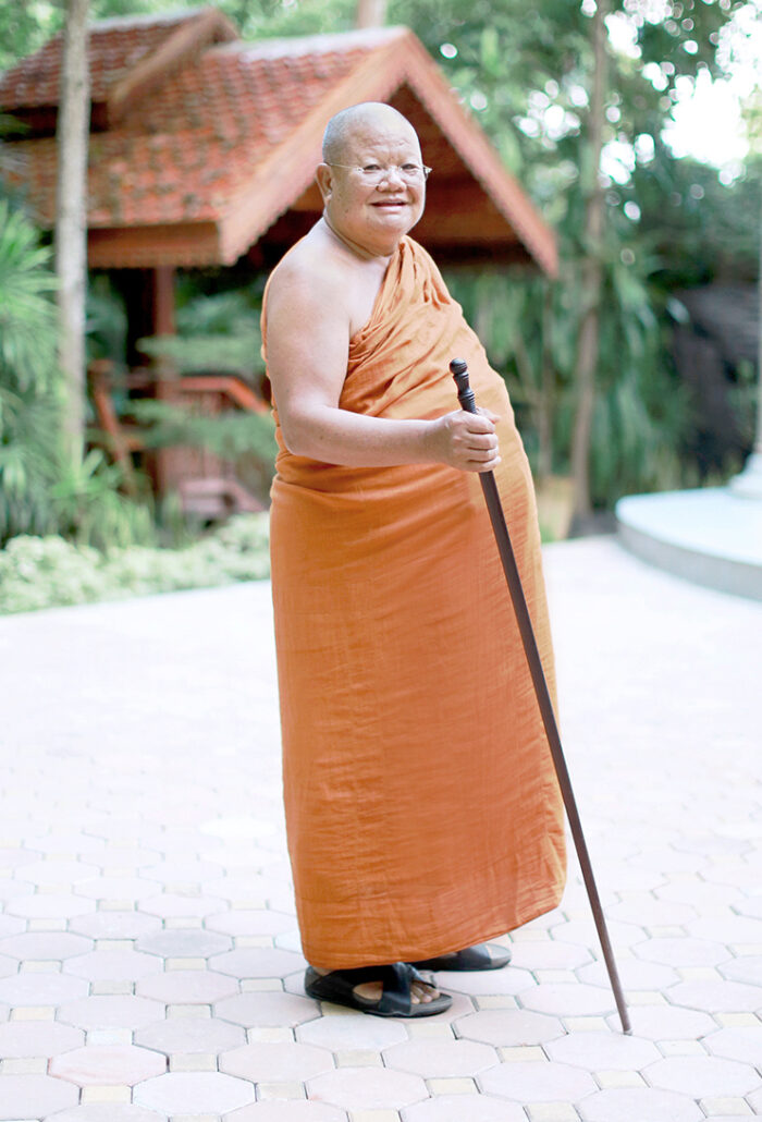 Thai Ajahns – DNBF – The Buddhist Society of Norway